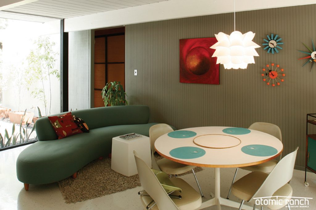 Got Googie? Give Your Ranch That Funky Space-Age Flair