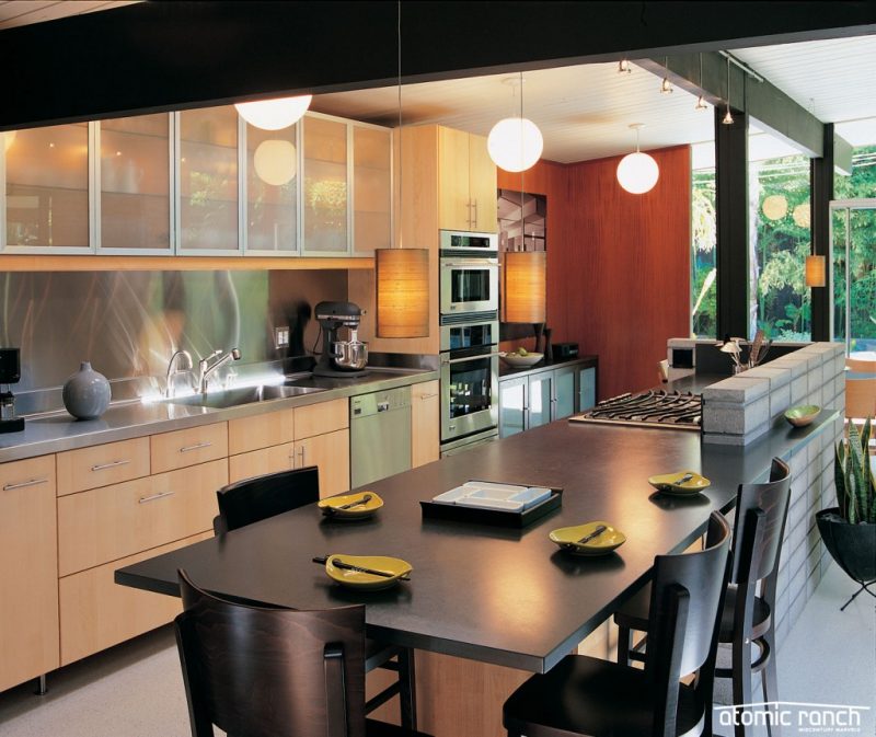 Craftsman Converts, Part 2: An Eichler-Worthy Kitchen Remodel