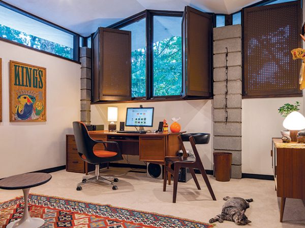 Flip Focus: Making It Midcentury Modern Again on a Budget