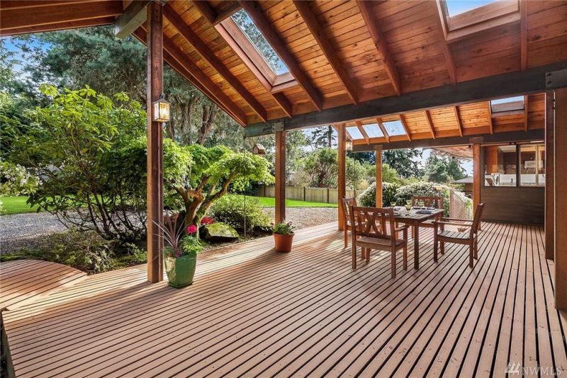 A Shockingly Well-Preserved Seattle Gem Is an Architectural Time Capsule