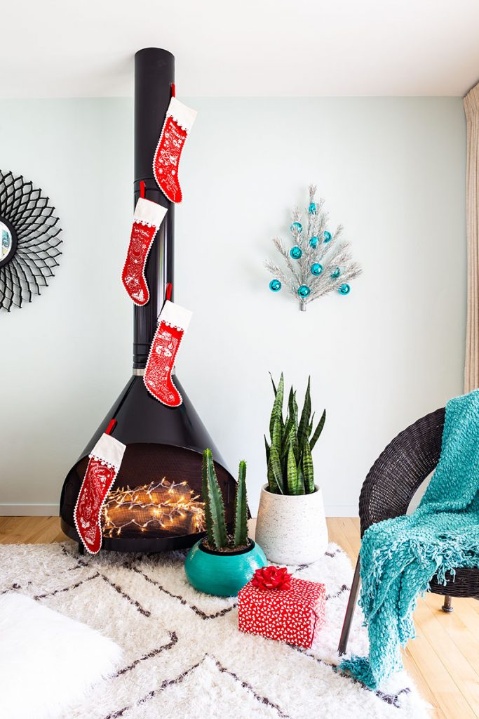 All About Aluminum Christmas Trees - Atomic Ranch