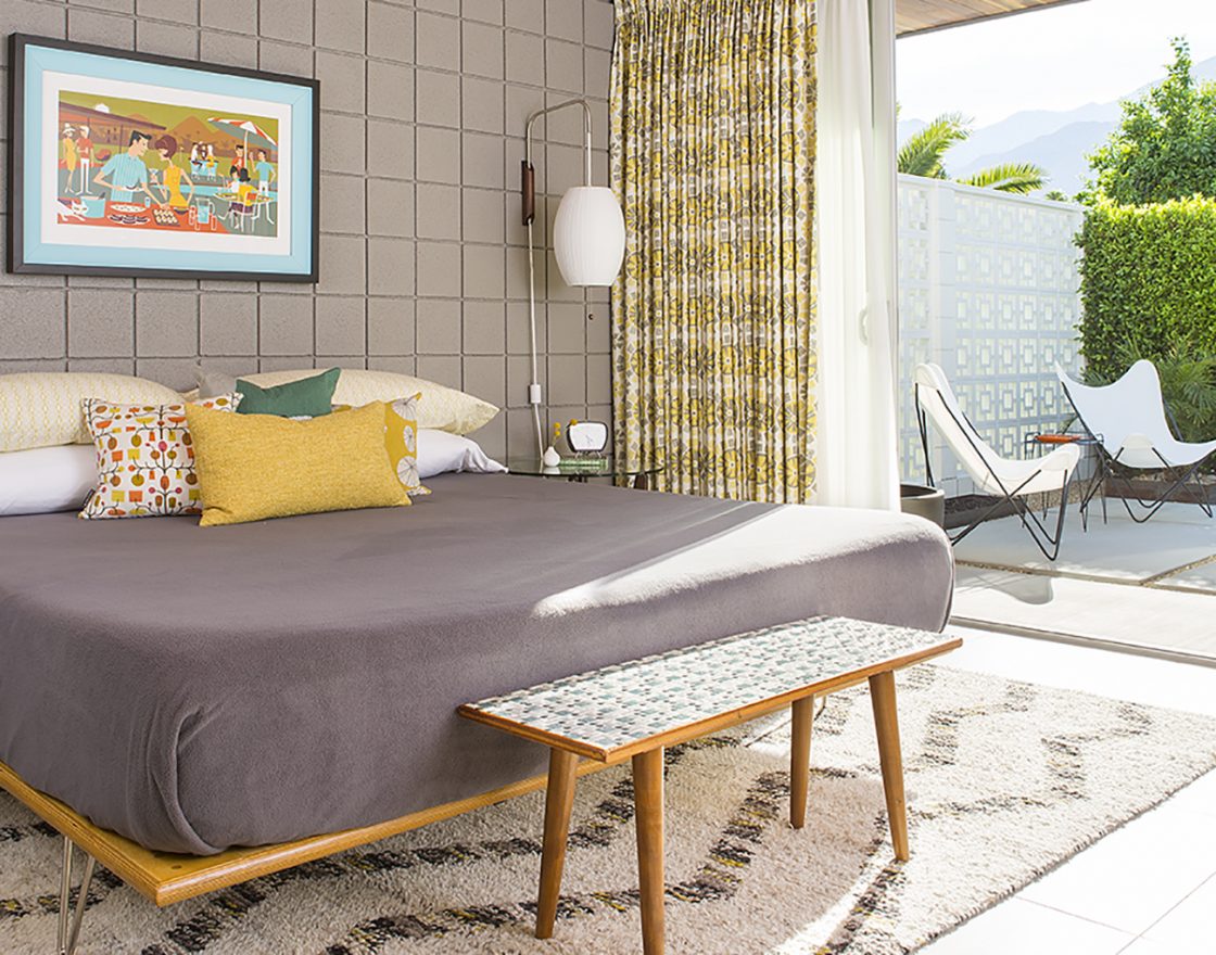 Stardust Oasis Guest House - Atomic Ranch