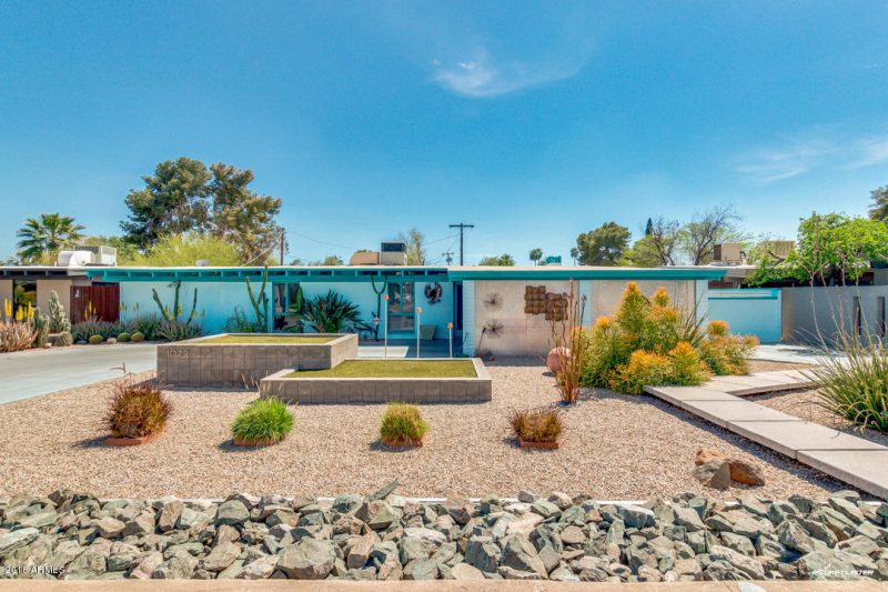 11 Truly Spectacular Mid Mod Front Yards - Atomic Ranch