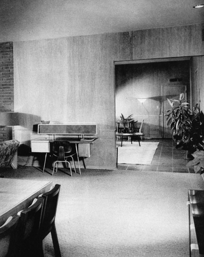 Case Study House Series: House No. 3 - Atomic Ranch