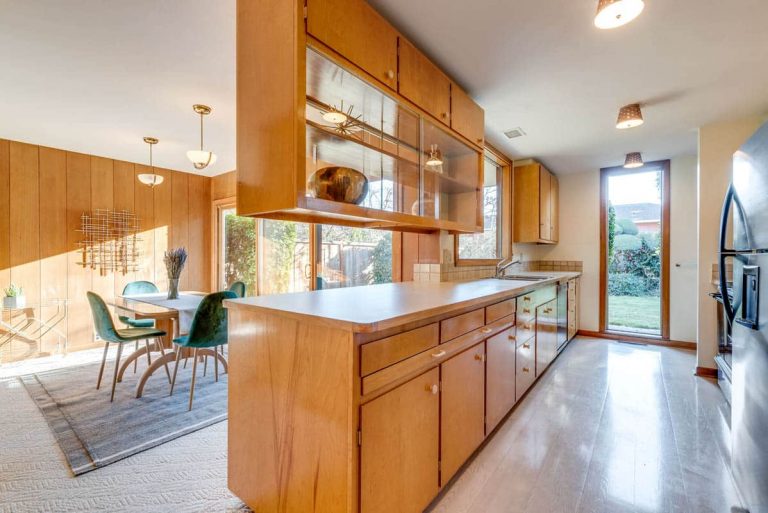 12 Mid Century Kitchen Design Essentials - Atomic Ranch
