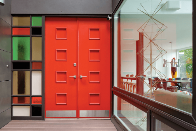 This Secluded Glass Box Lake House Has Stunning Views - Atomic Ranch