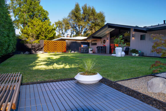 A Mid Century Modern Backyard Renovation - Atomic Ranch