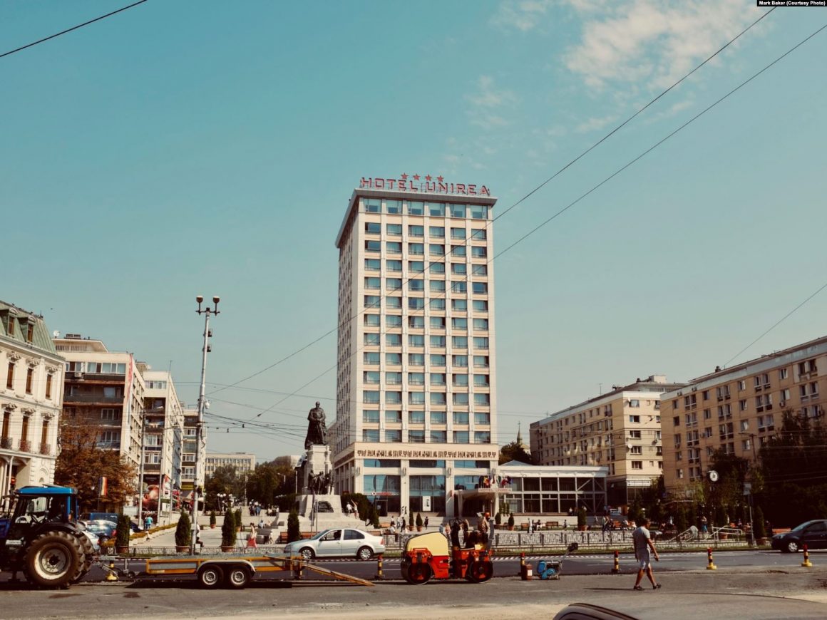 What Is International Style? - Atomic Ranch