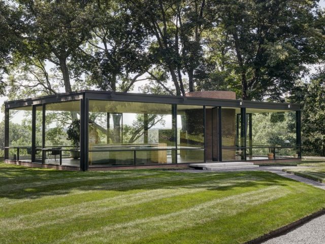 6 Mid Century Modern Airbnbs Ready For Your Fall Getaway - Atomic Ranch