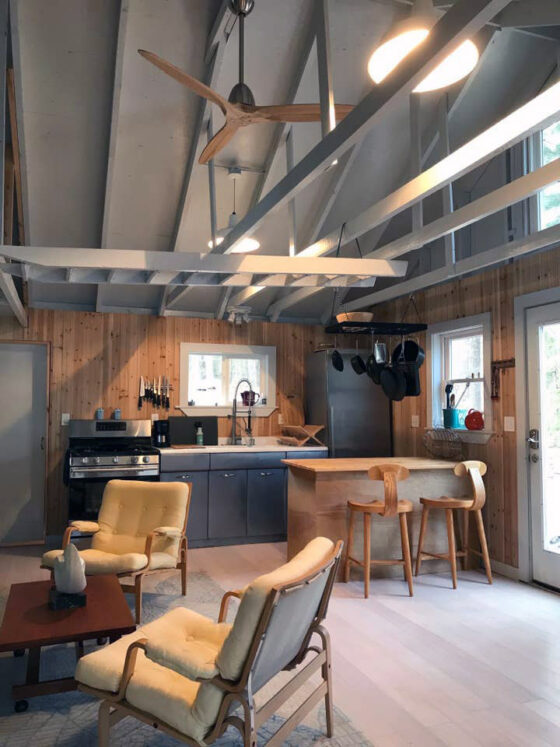 6 Mid Century Modern Airbnbs Ready For Your Fall Getaway - Atomic Ranch