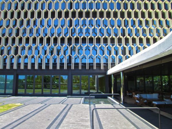 A Look into Hawaii's Iconic IBM Building - Atomic Ranch