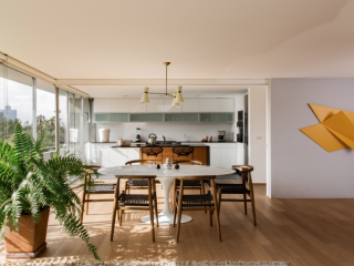 Exploring Case Study House #26 - Home