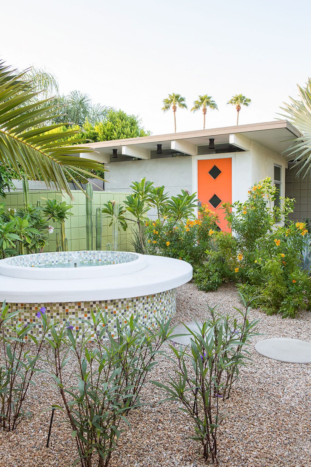 The Keys to a Great Modern Garden - Atomic Ranch