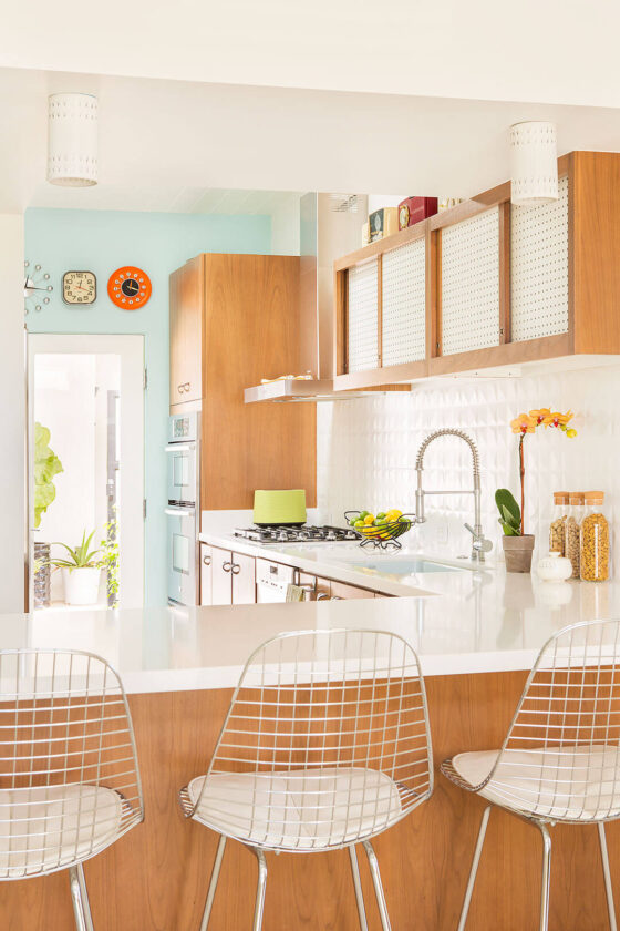 8 MCM Kitchens to Inspire a Refresh - Atomic Ranch