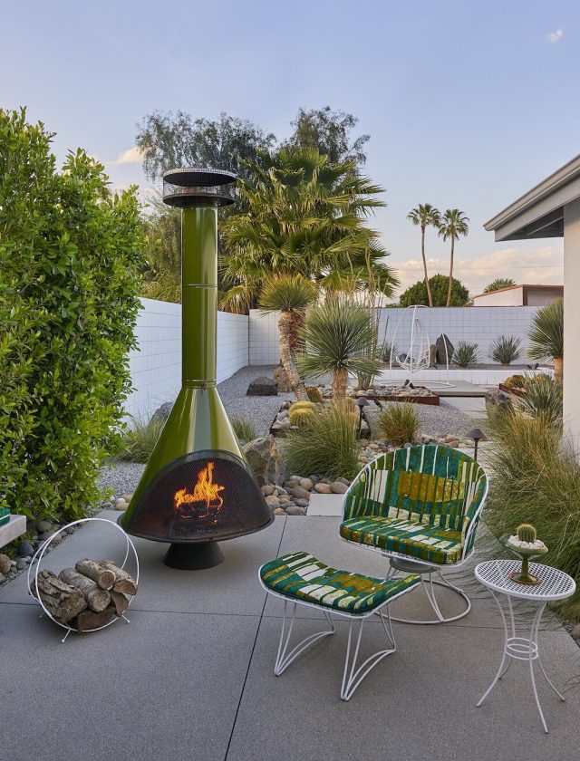 The Perfect MCM Backyard - Atomic Ranch