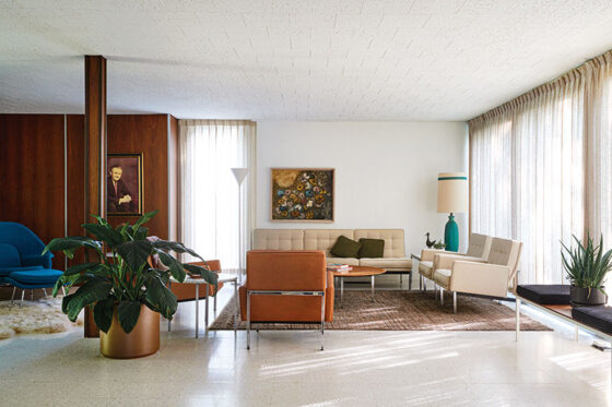Tour the Frost House, a Rare Modern Gem in the Midwest - Atomic Ranch