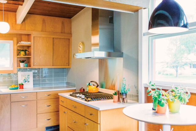 A Michigan Kitchen Gets Restored to its Mid Century Roots - Atomic Ranch