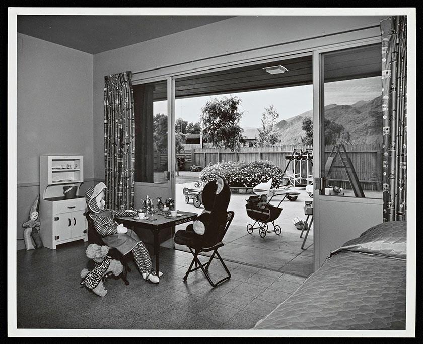 Lucille Ball and Desi Arnaz in Thunderbird Country Club - Atomic Ranch