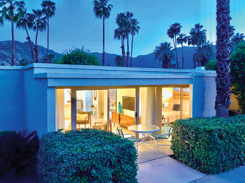 8 Inspiring MCM Living Rooms from Around the Web - Home