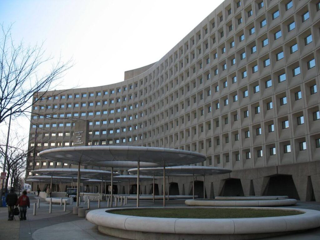 The Robert C. Weaver Federal Building: Letting in the Light - Atomic Ranch