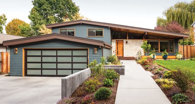 An MCM Exterior that Hits All the Right Notes - Atomic Ranch