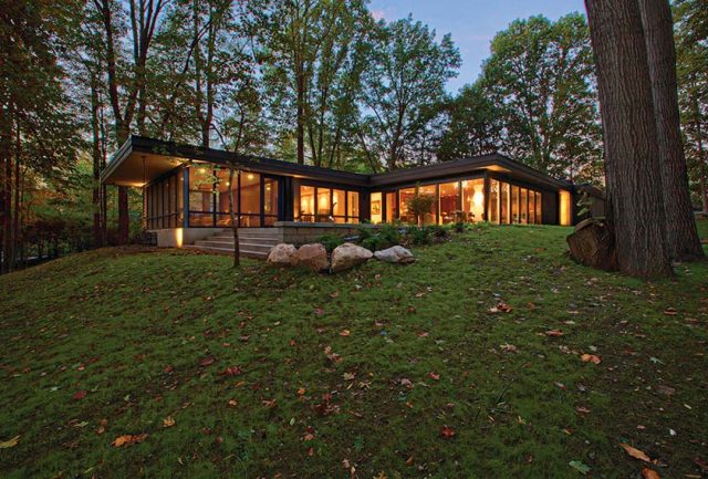A Wooded MCM Indianapolis Home is An Unearthed Gem - Atomic Ranch