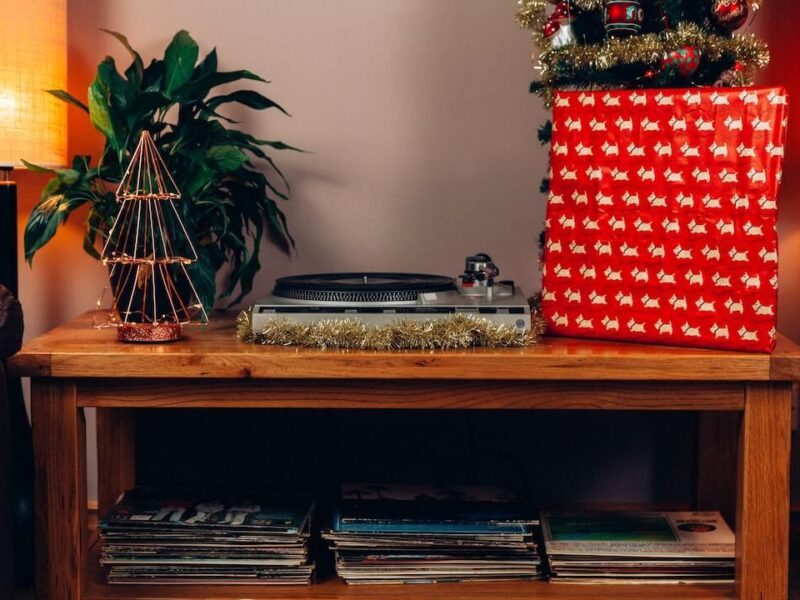 Jeff Brough: Restorer of Mid Century Modern Stereo Consoles