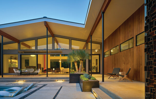 Soaking up the Sun in This Central Texas Home