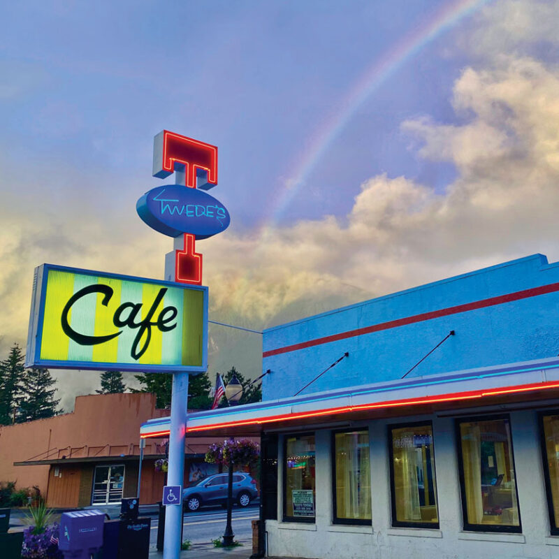 Mod Traveling Through Washington - Atomic Ranch