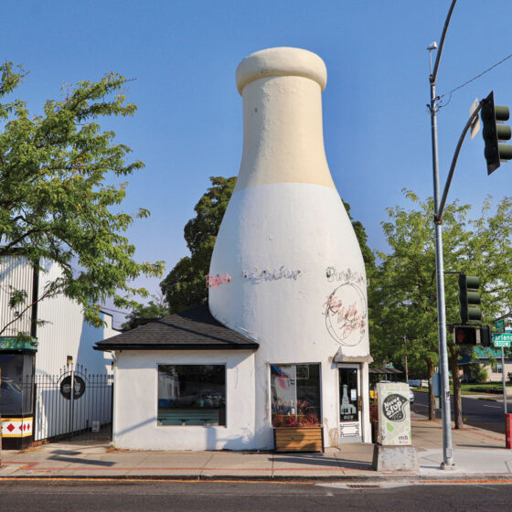 Mod Traveling Through Washington - Atomic Ranch