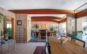 The Plummer House: MCM in the Valley - Atomic Ranch