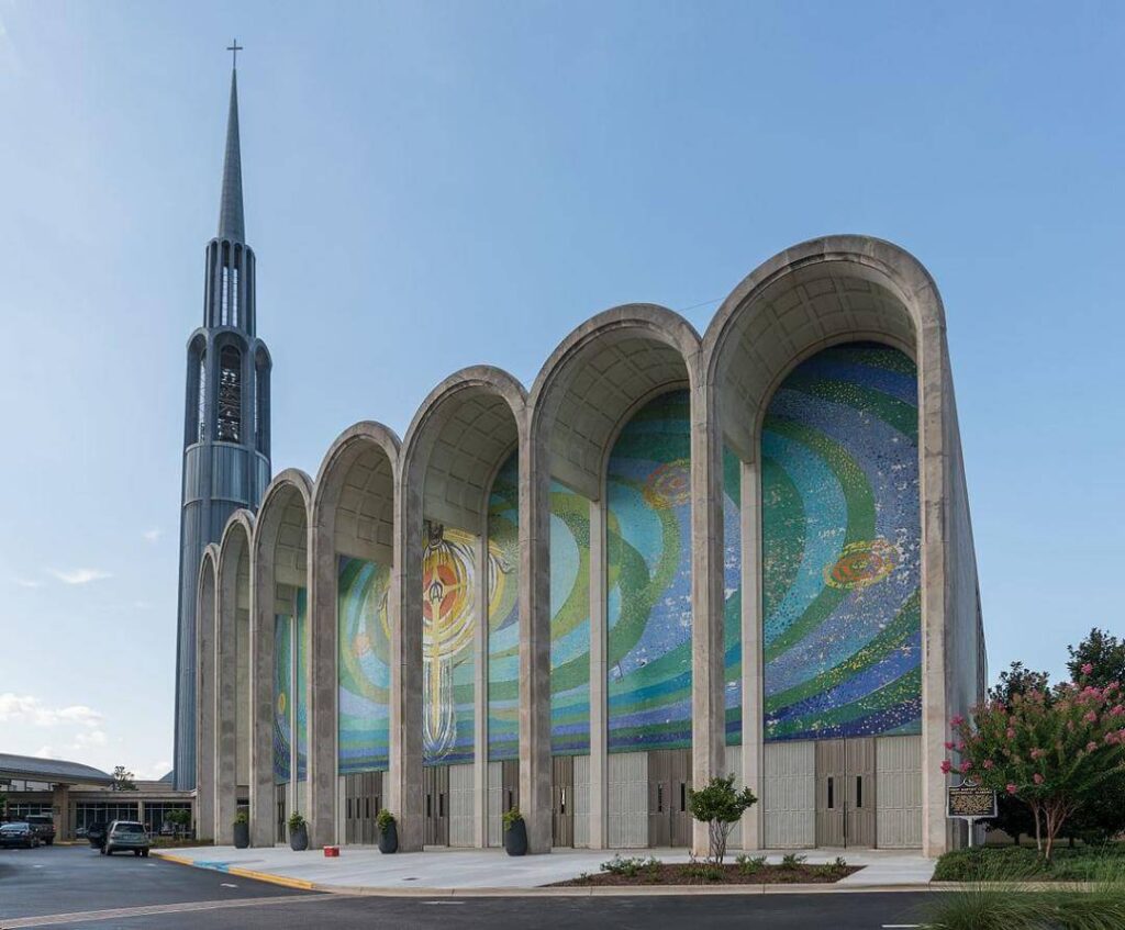 The Cosmic Grandeur of the First Baptist Church of Huntsville, AL ...