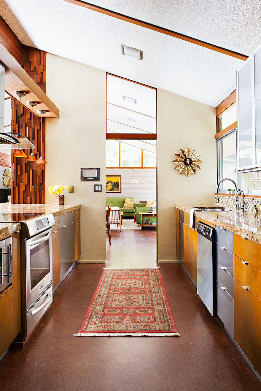 Vintage Galley Kitchens Design Ideas For Narrow Kitchens | House