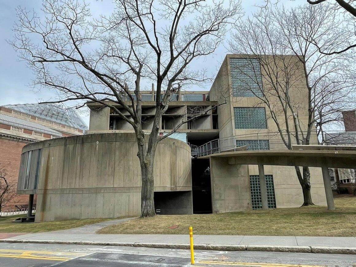 The Carpenter Center for the Visual Arts: Le Corbusier’s Only North ...