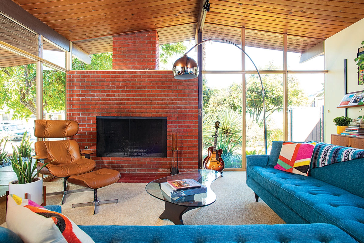 Atomic Ranch Living Room Atomic Ranch Magazine Added A New... Atomic